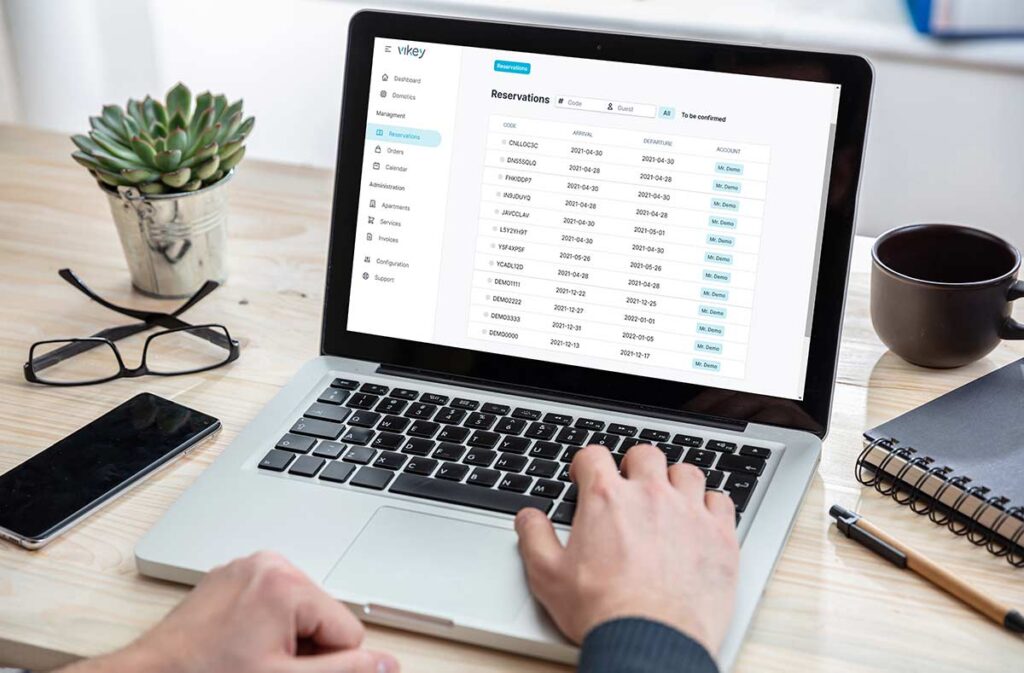 Cos'è e Come Funziona il Self Check-In con lo Smart Lock Vikey | Vikey